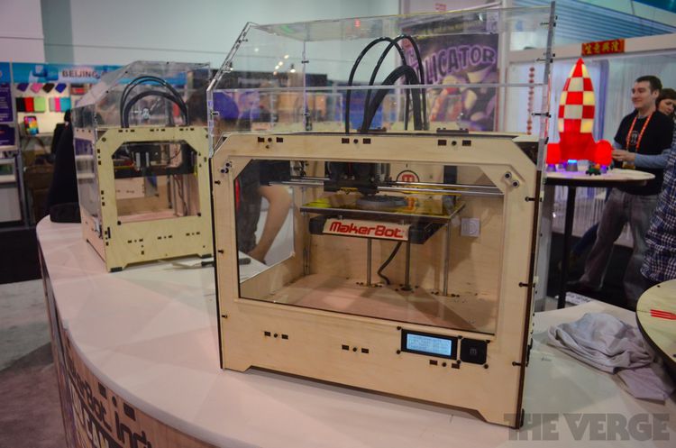 MakerBot’s new 3D printer shows how much it’s changed in nine years ...