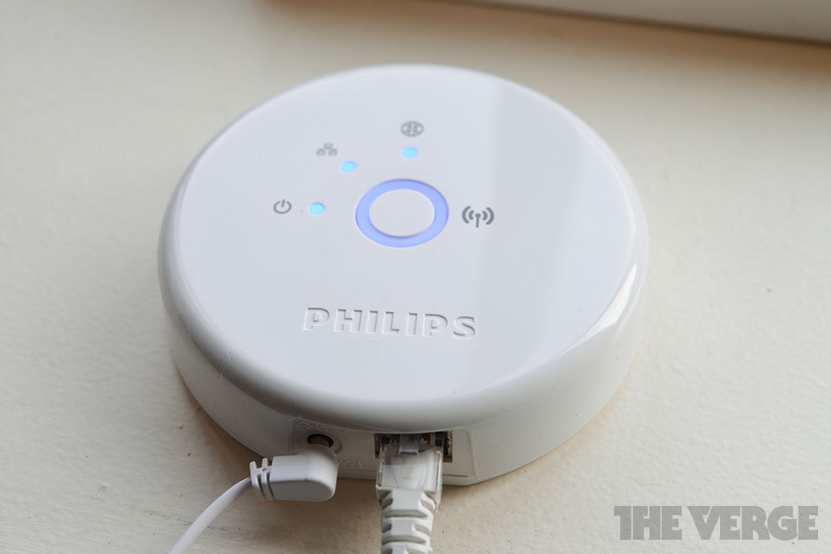 The original Philips Hue Bridge hub is losing all internet connectivity ...