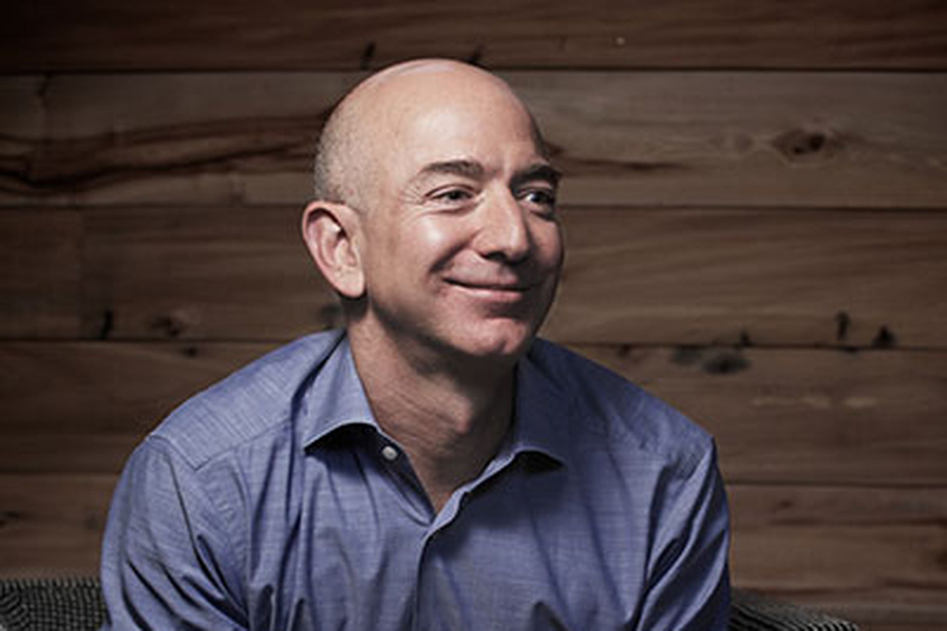 Bezos says Amazon workers aren’t treated like robots, unveils robotic ...
