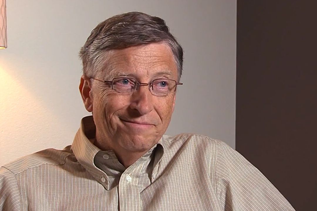 Bill Gates now uses an Android phone - The Verge